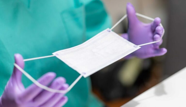 EPIs hospitalares: veja 5 essenciais para a segurança